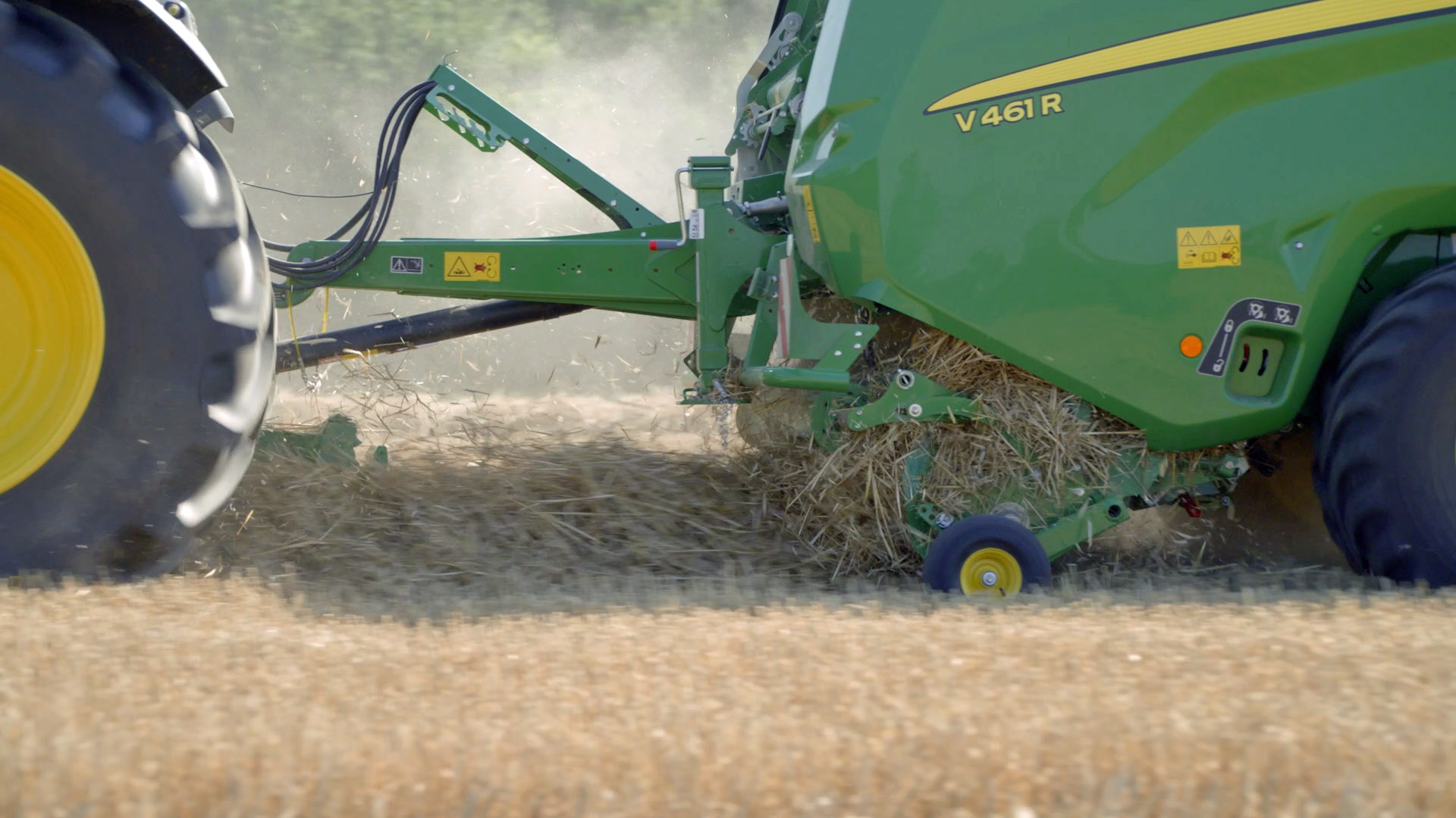 Straw bales at record speeds - THE FURROW